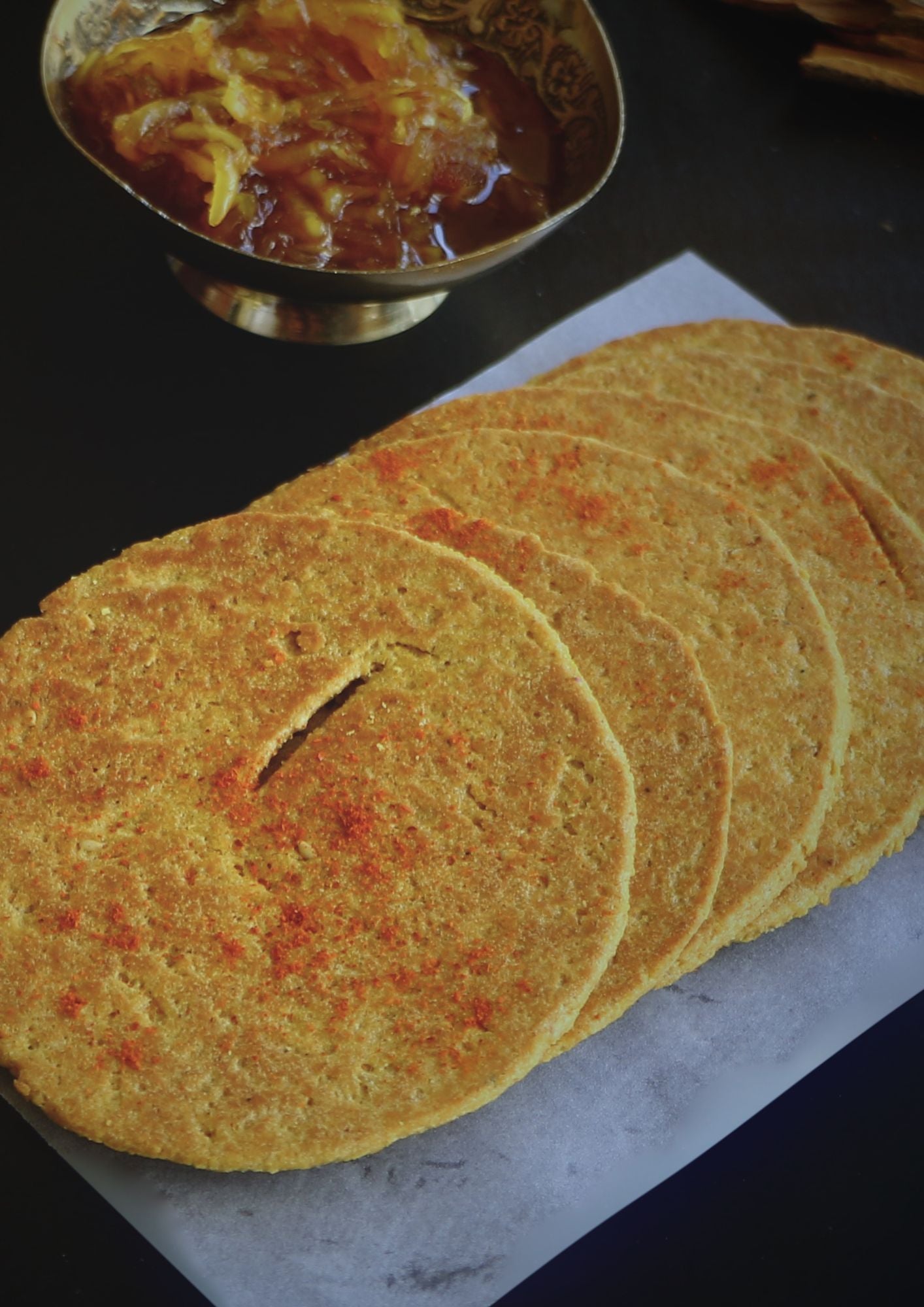 Methi Bhakri (Roasted) (200gm) – sangeetasweets